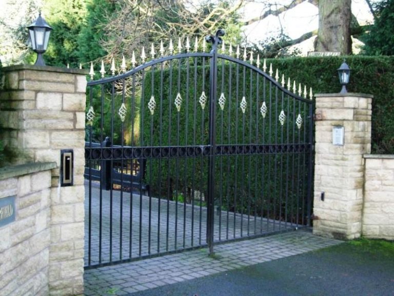 Commercial Automatic Driveway Gates — Randolph Indoor and Outdoor Design
