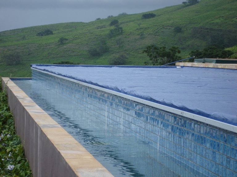 Negative Edge Pool Custom — Randolph Indoor and Outdoor Design