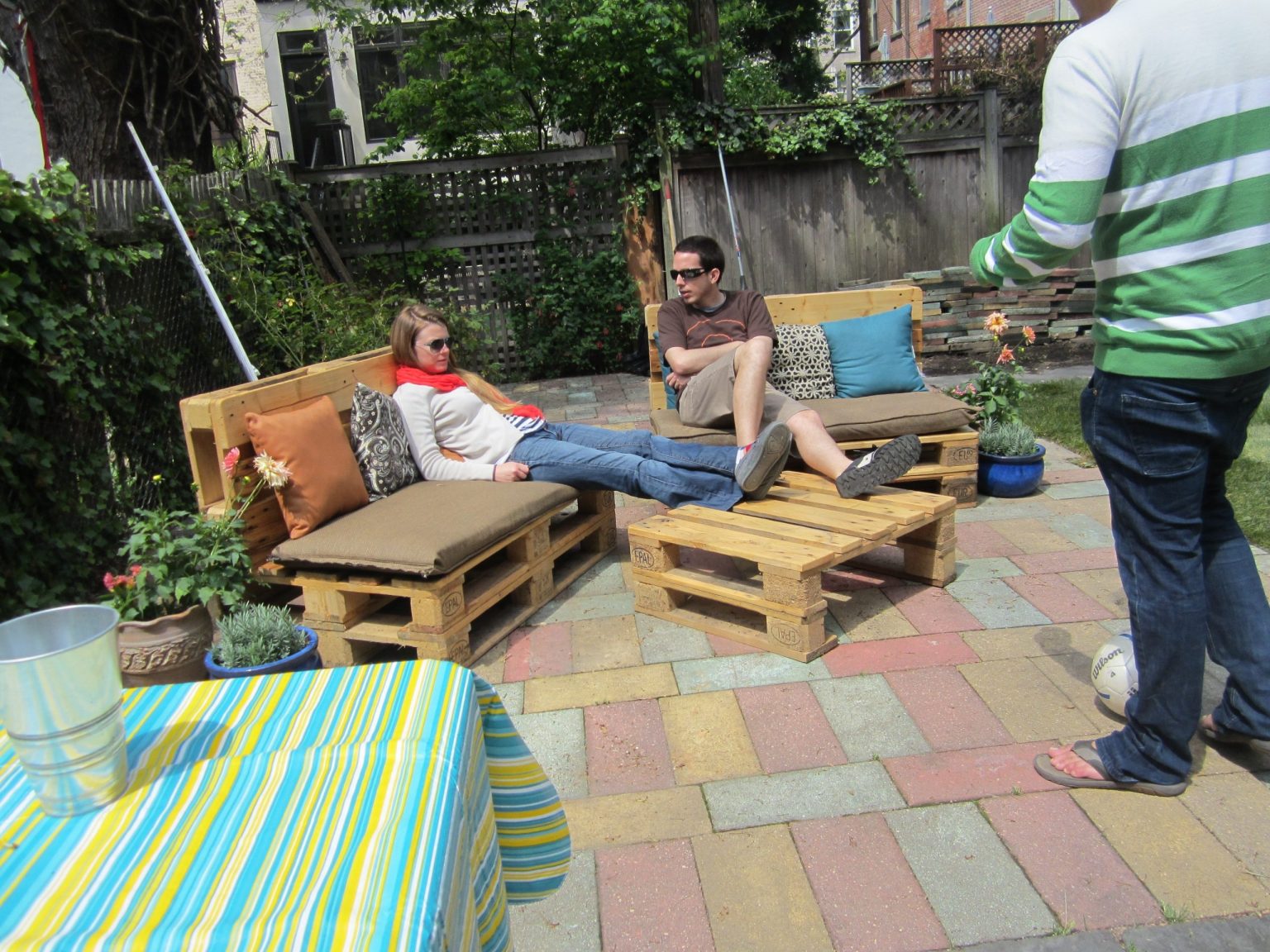 Easy Pallet Ideas For Outdoor Patio Chairs — Randolph Indoor and ...