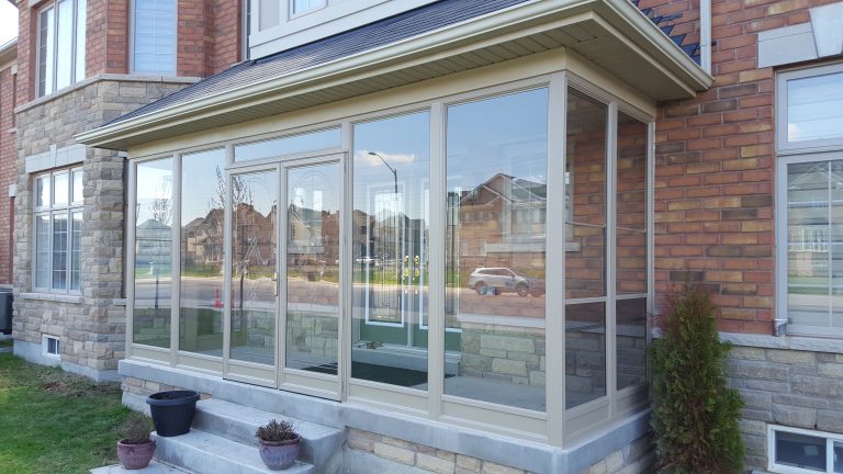 Outdoor Roll Up Clear Vinyl Window Shades