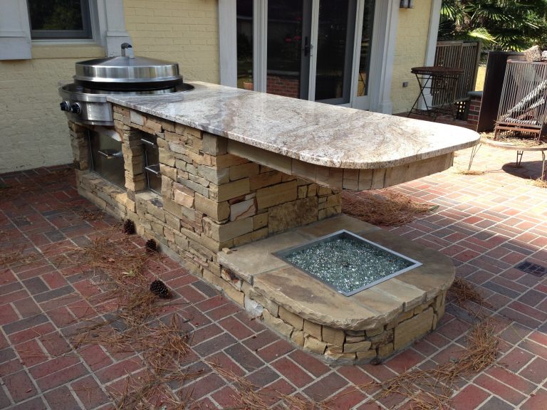 Outdoor Kitchen Granite Countertops Design — Randolph Indoor and ...