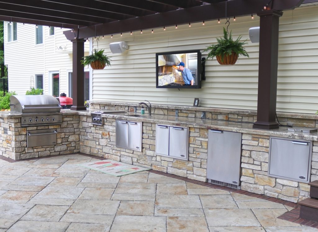 High Quality Outdoor Kitchen Beverage Center — Randolph Indoor and ...