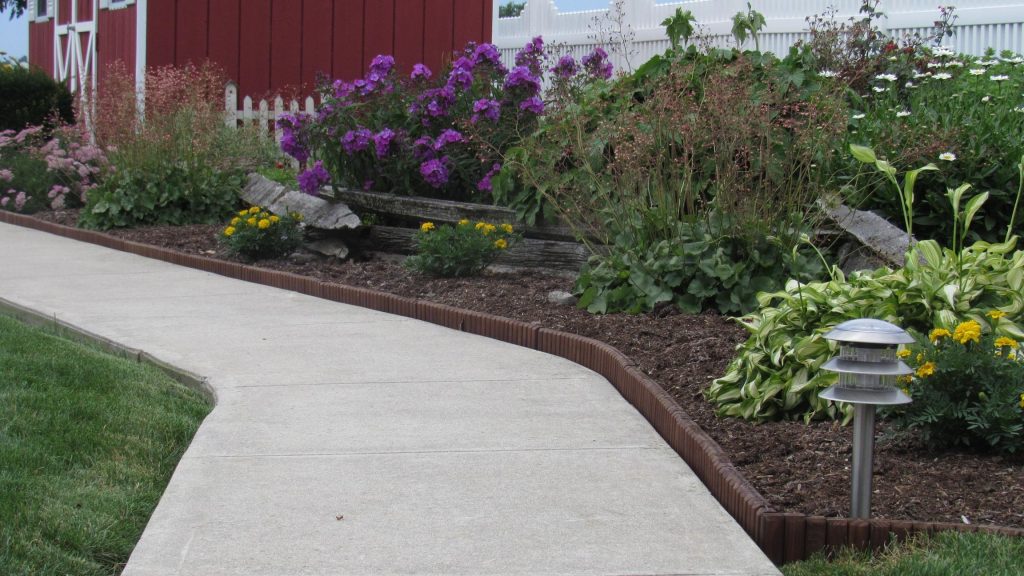 Precast Concrete Decorative Landscape Curbing Ideas — Randolph Indoor ...